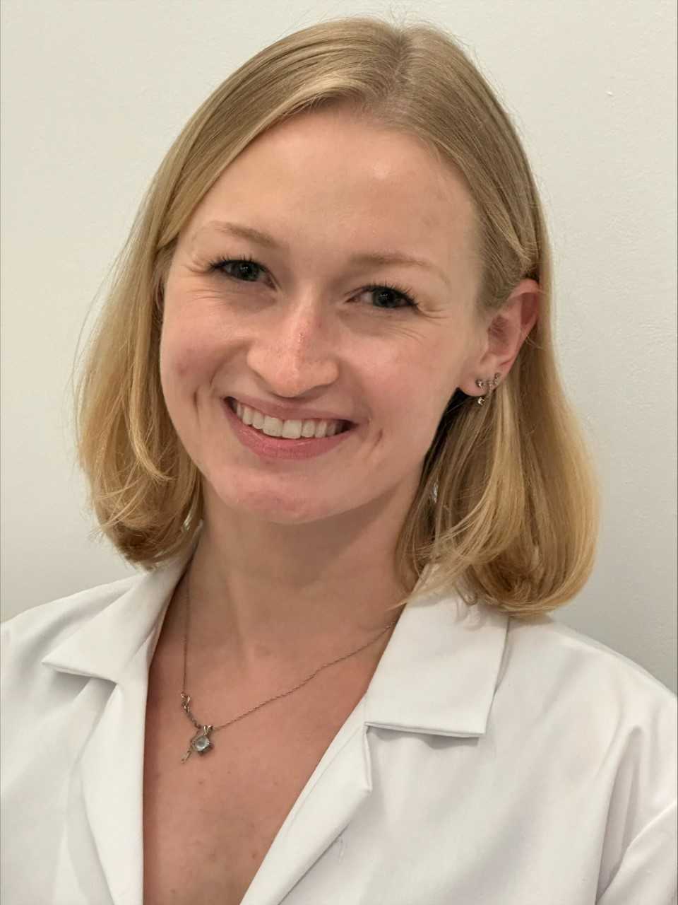 Alexandra Parisi, WHNP Women's Health Nurse Practitioner: Garden OB/GYN